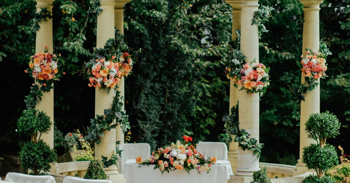 Wedding Etiquette 2026: The 25 New Rules Modern US Couples Need to Know ...
